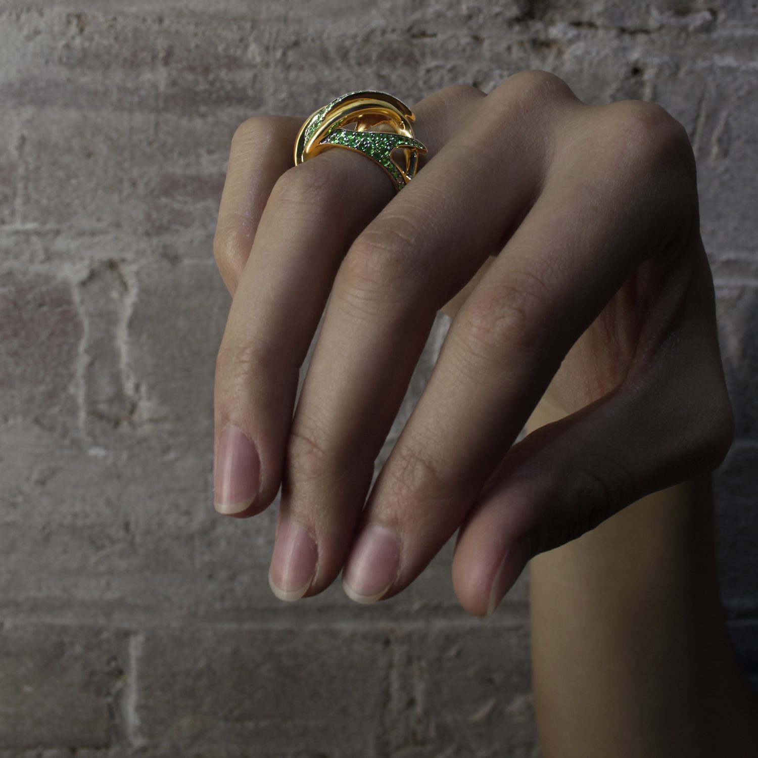 Venus Flytrap Ring In 18ct Yellow Gold - William Cheshire